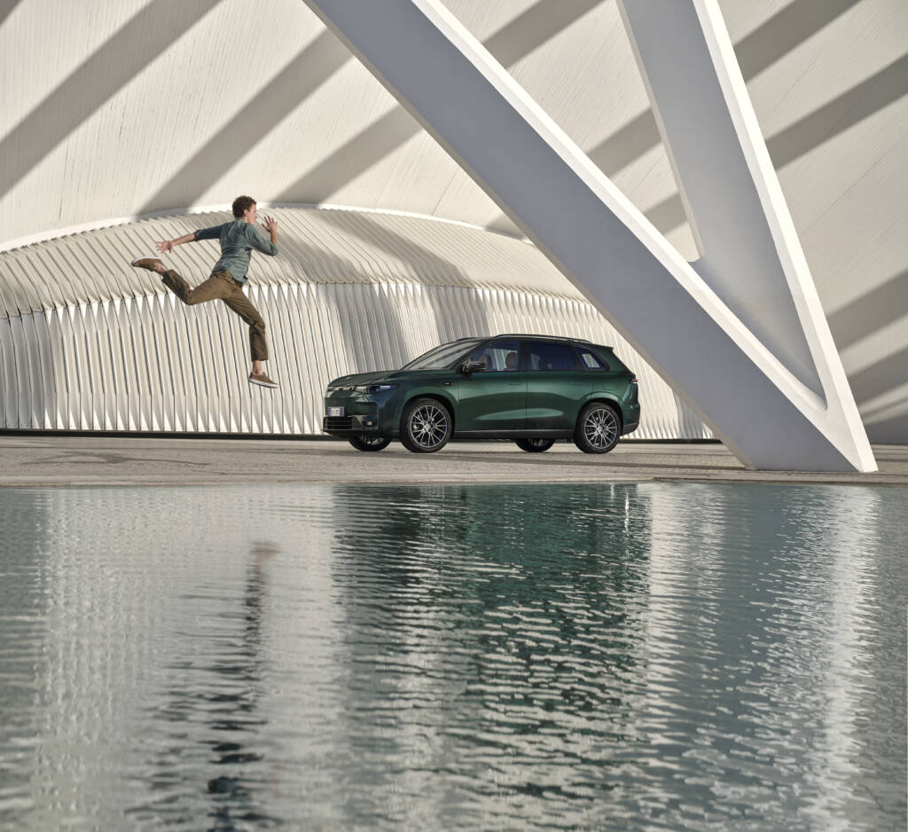 Leapmotor International Opens Orders in Europe for C10 SUV Electric ...